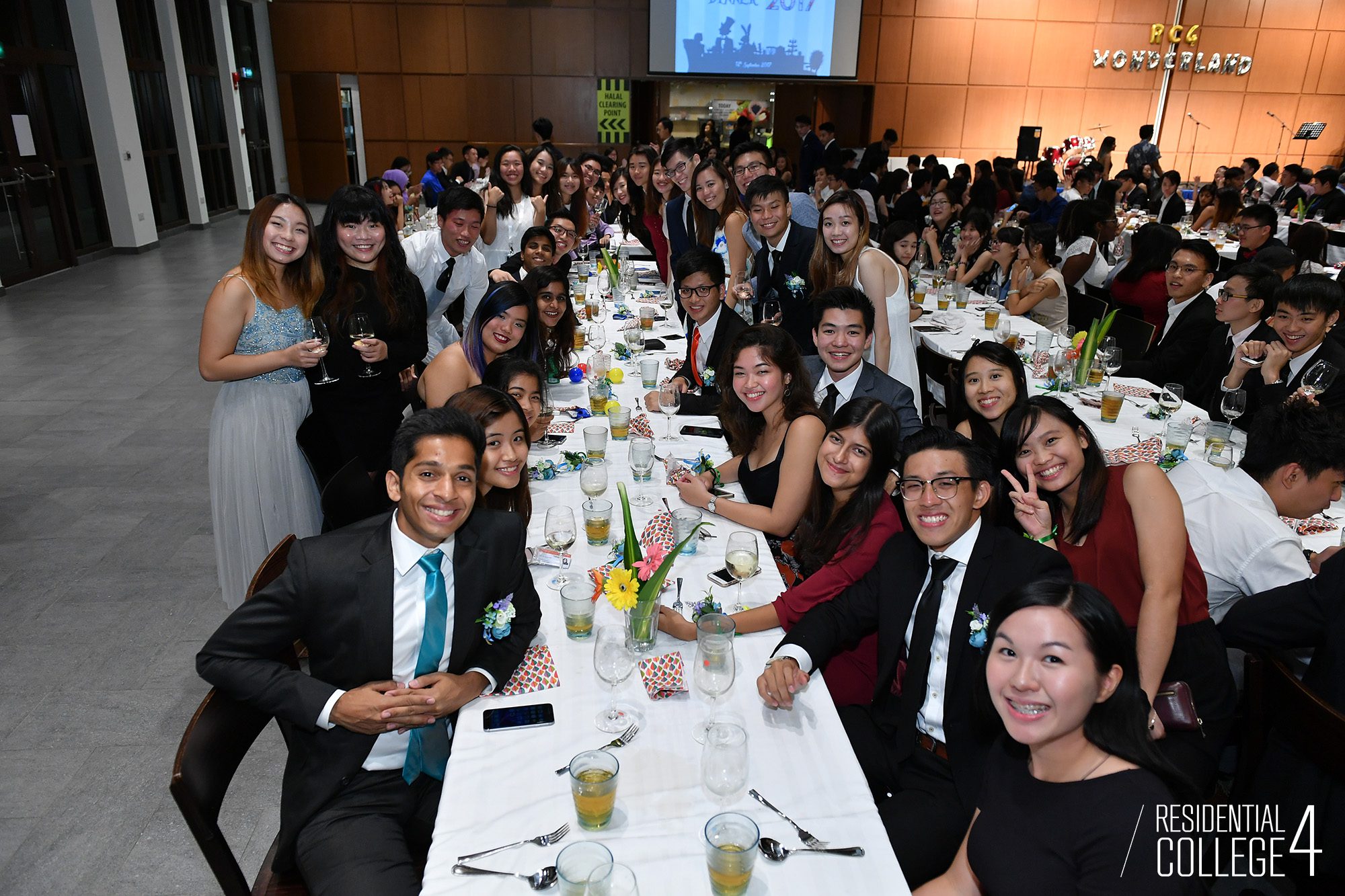 Welcome Dinner 2017 - Residential College 4